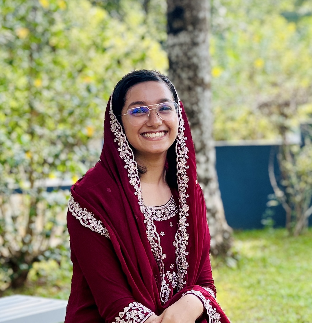 Sunna Khader - Appooppanthaadi